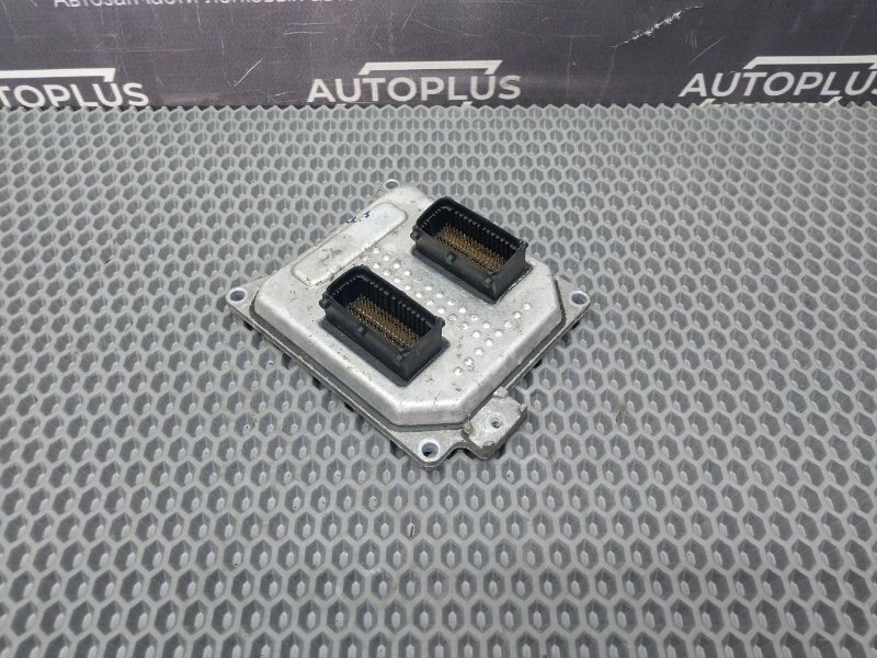 Блок управления двигателем