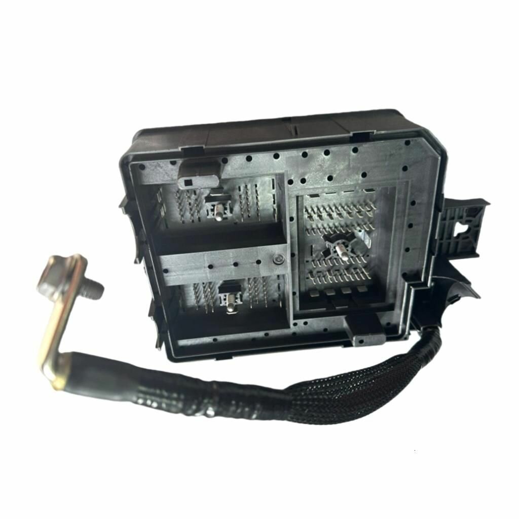 Блок предохранителей автомобильный 30А