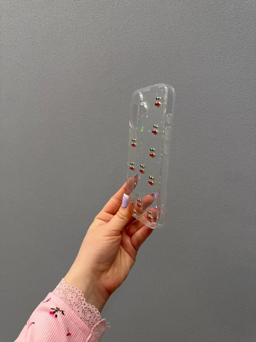 Чехол на Iphone 17 — фото 1