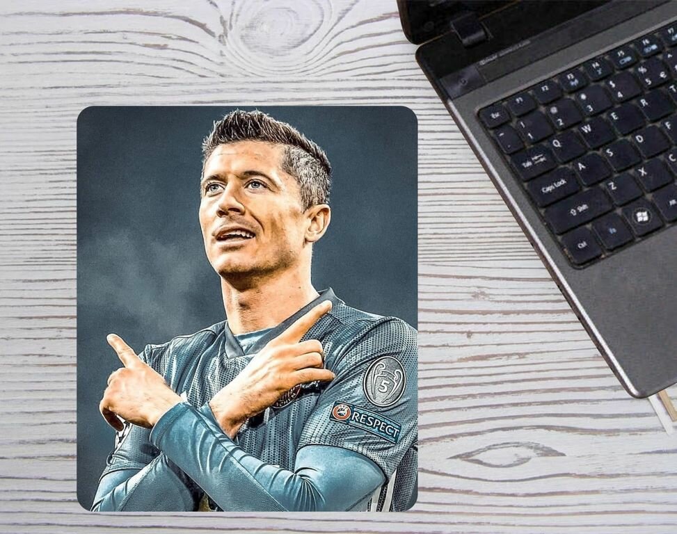 Коврик для мышки игровой 36 на 29 см GOODbrelok Роберт Левандовский, Robert Lewandowski для мышки №1