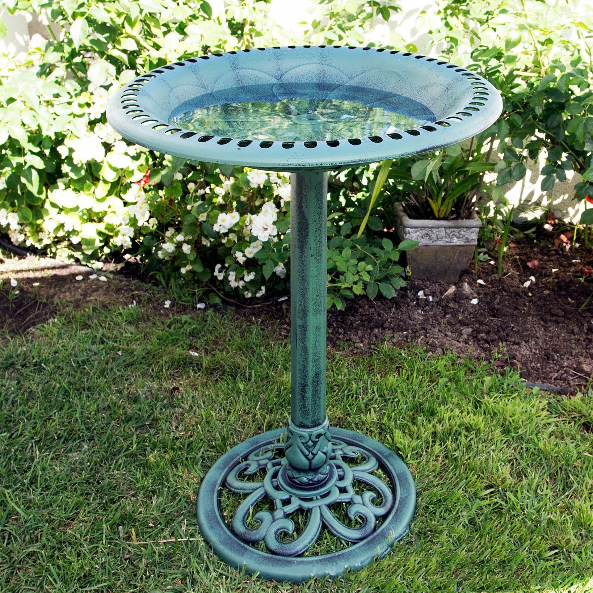 Садый фонтан для птиц с несколькими насадками, прочная чаша из атмосферостойкой смолы, легкий и устойчивый дизайн