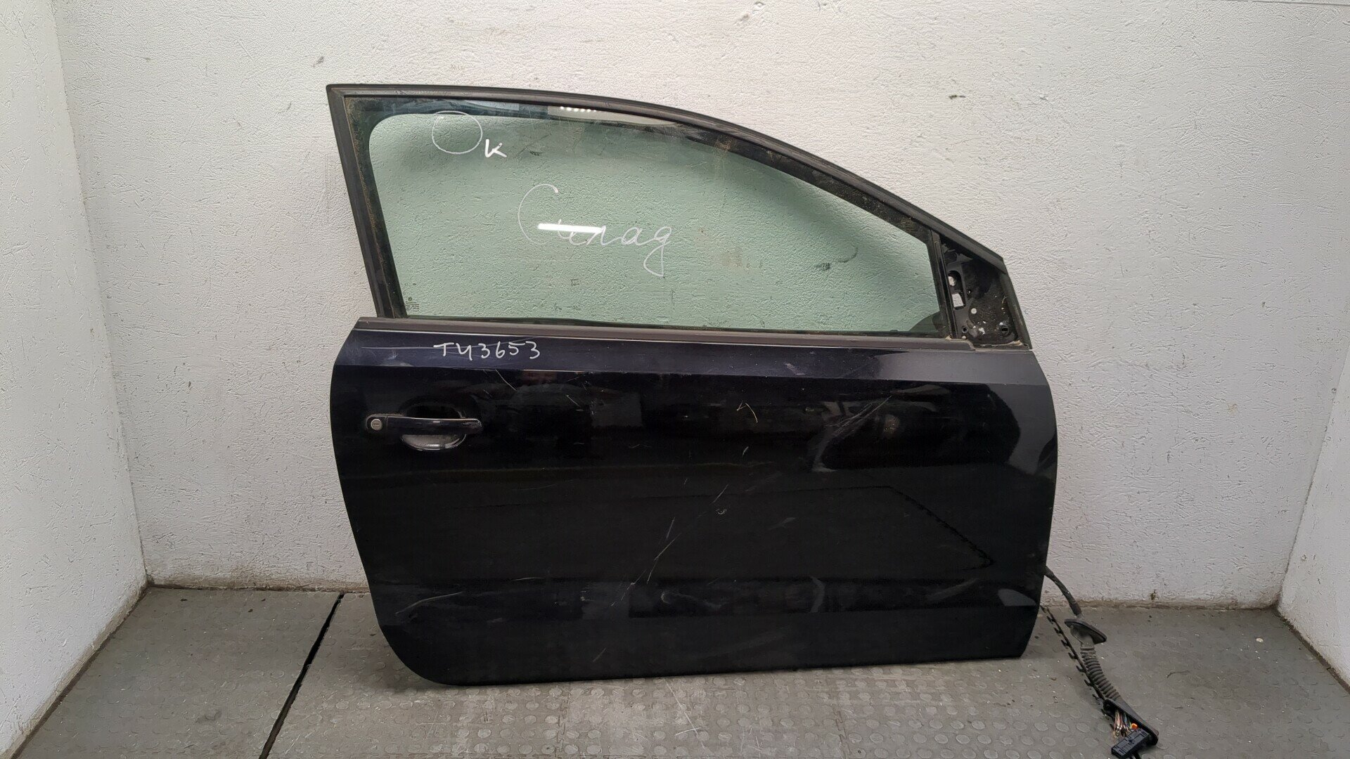 Дверь боковая (легковая) правая передняя Volkswagen Polo Б/У