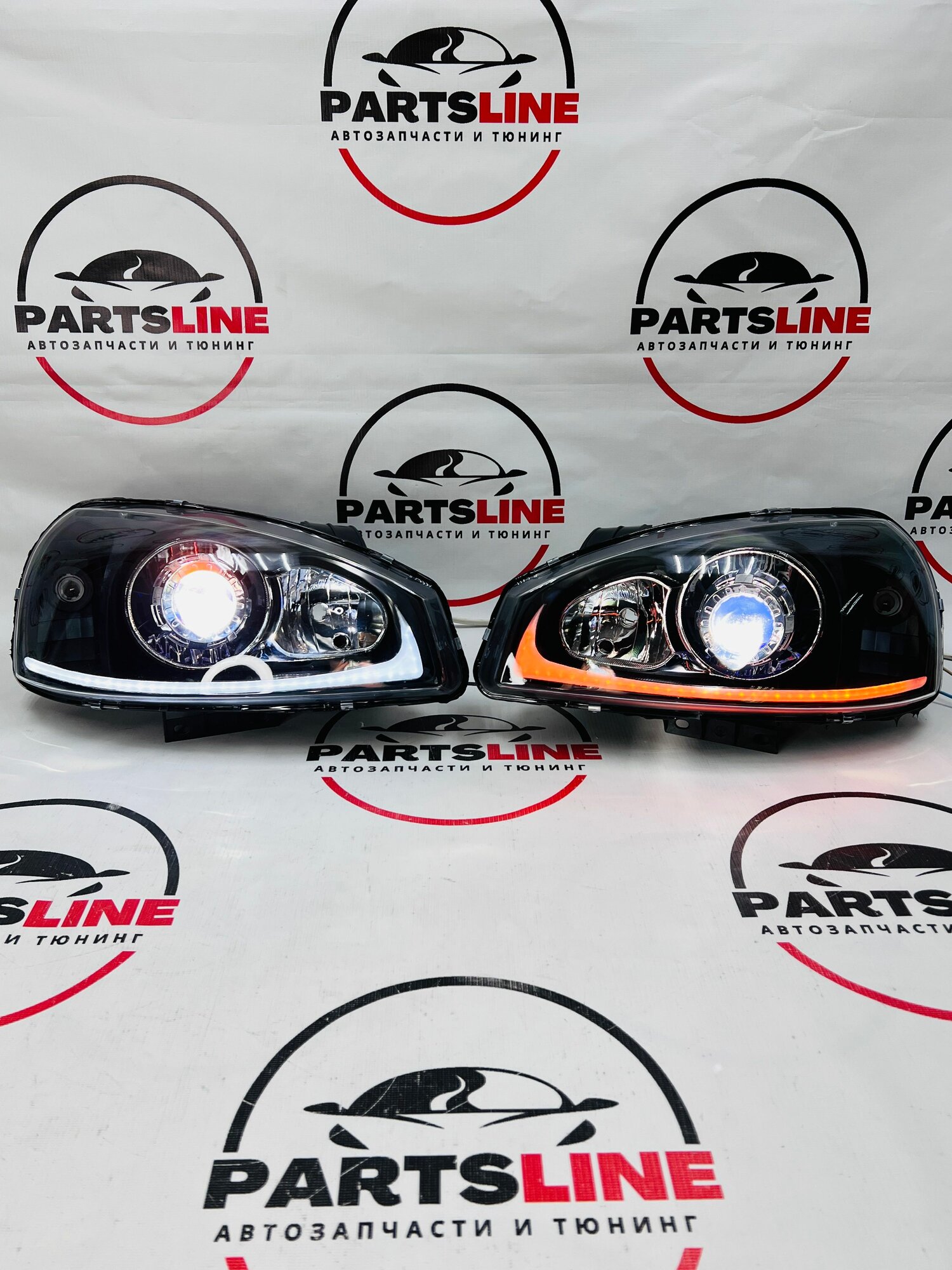 Фары передние Калина 1, 2.0 bi-led черная маска в стиле Lexus