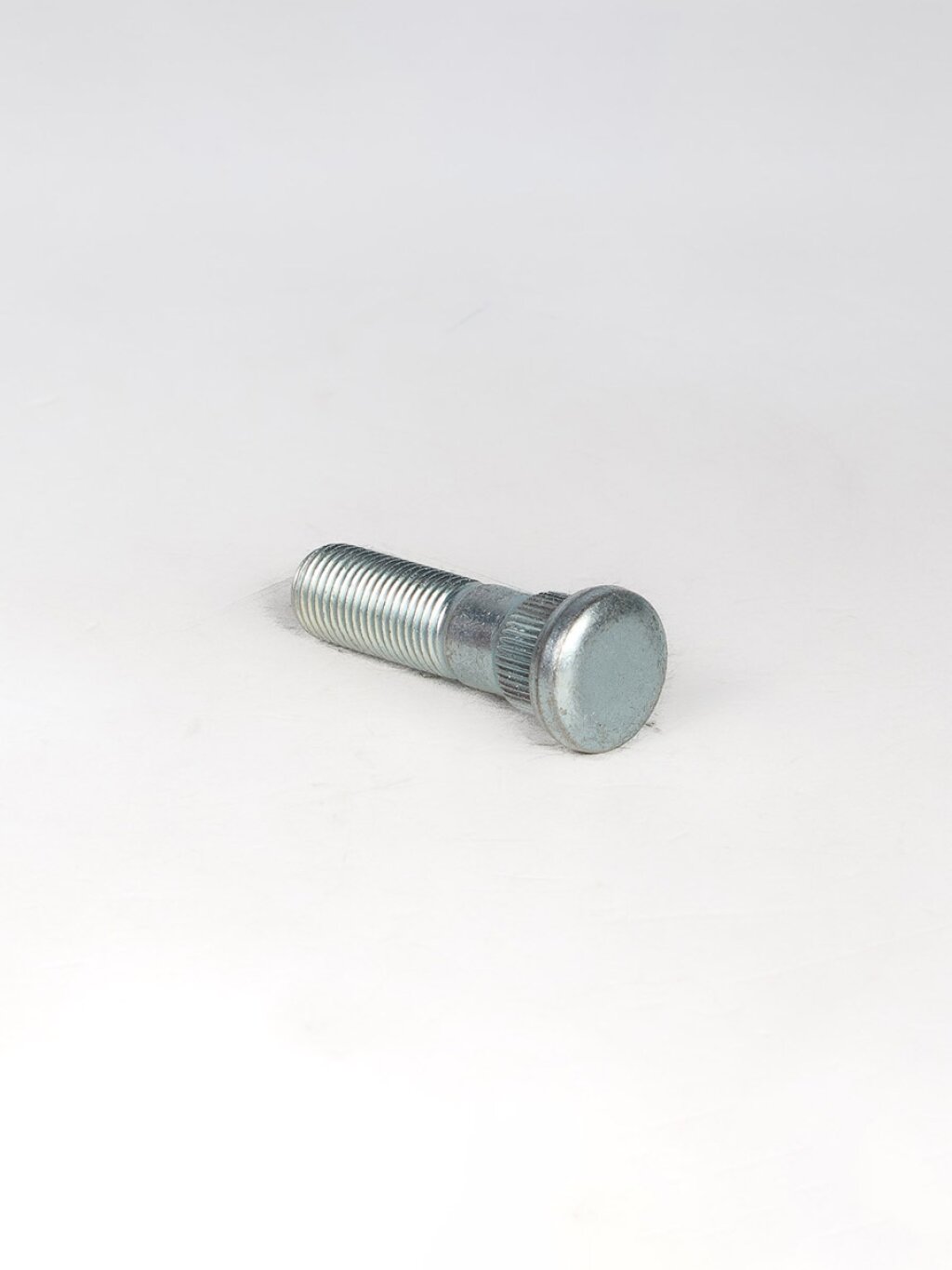 Болт ступицы передней М12х1.25/26х50 Subaru 28365-FE001