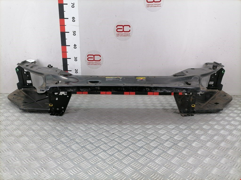 Панель передняя (передняя монтажная панель рамка передняя телевизор) Volvo V70 3 арт. 2225766