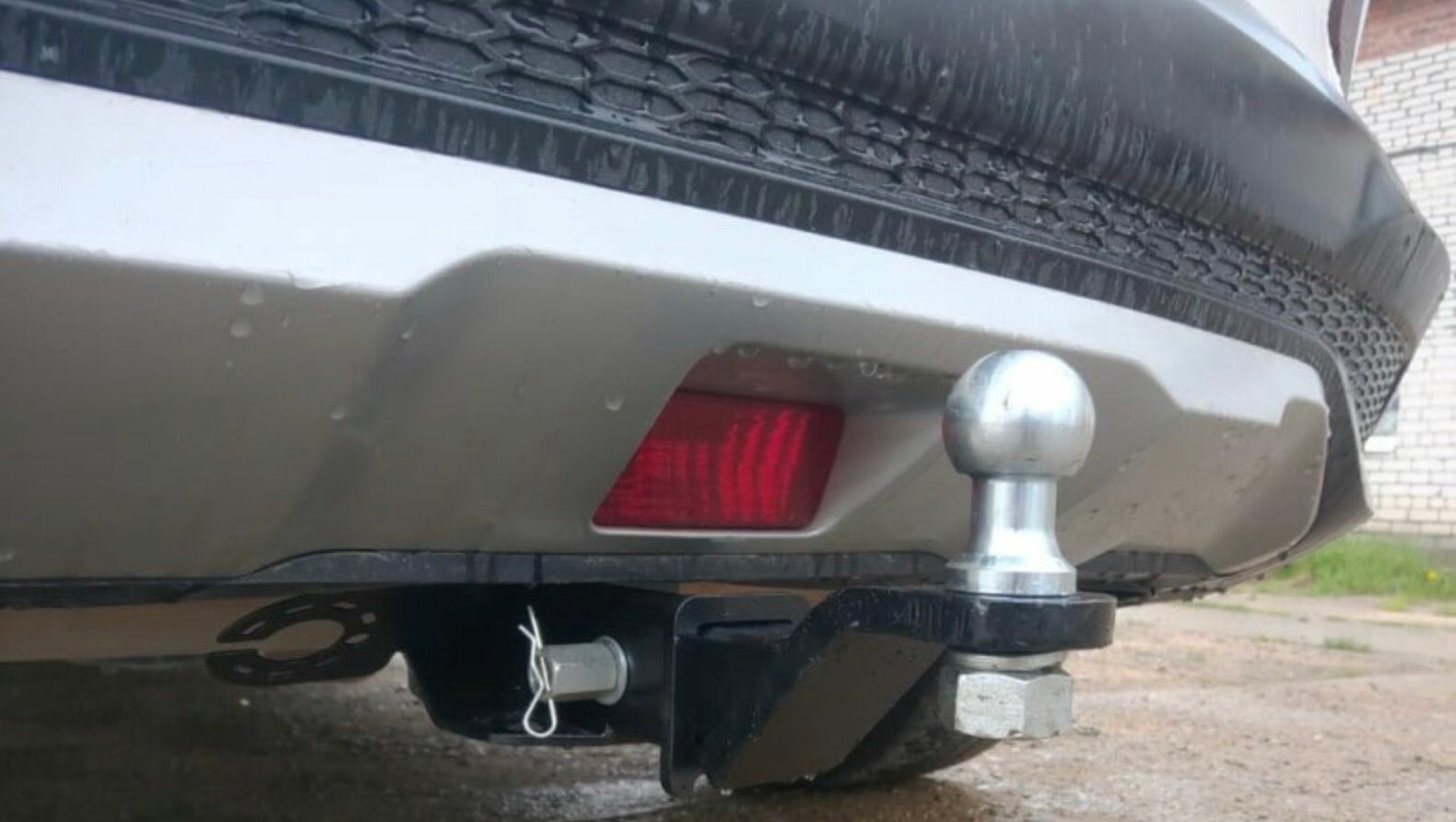 Фаркоп под квадрат для Kia Seltos 2020-, Бизон. FA 0680-E