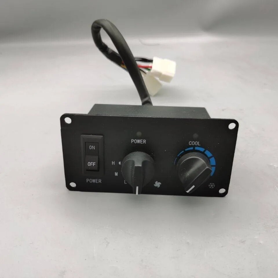 Применимо к Foton Lovol 1504, 1604. Переключатель панели кондиционера трактора Oubao 3 plugs - 12v