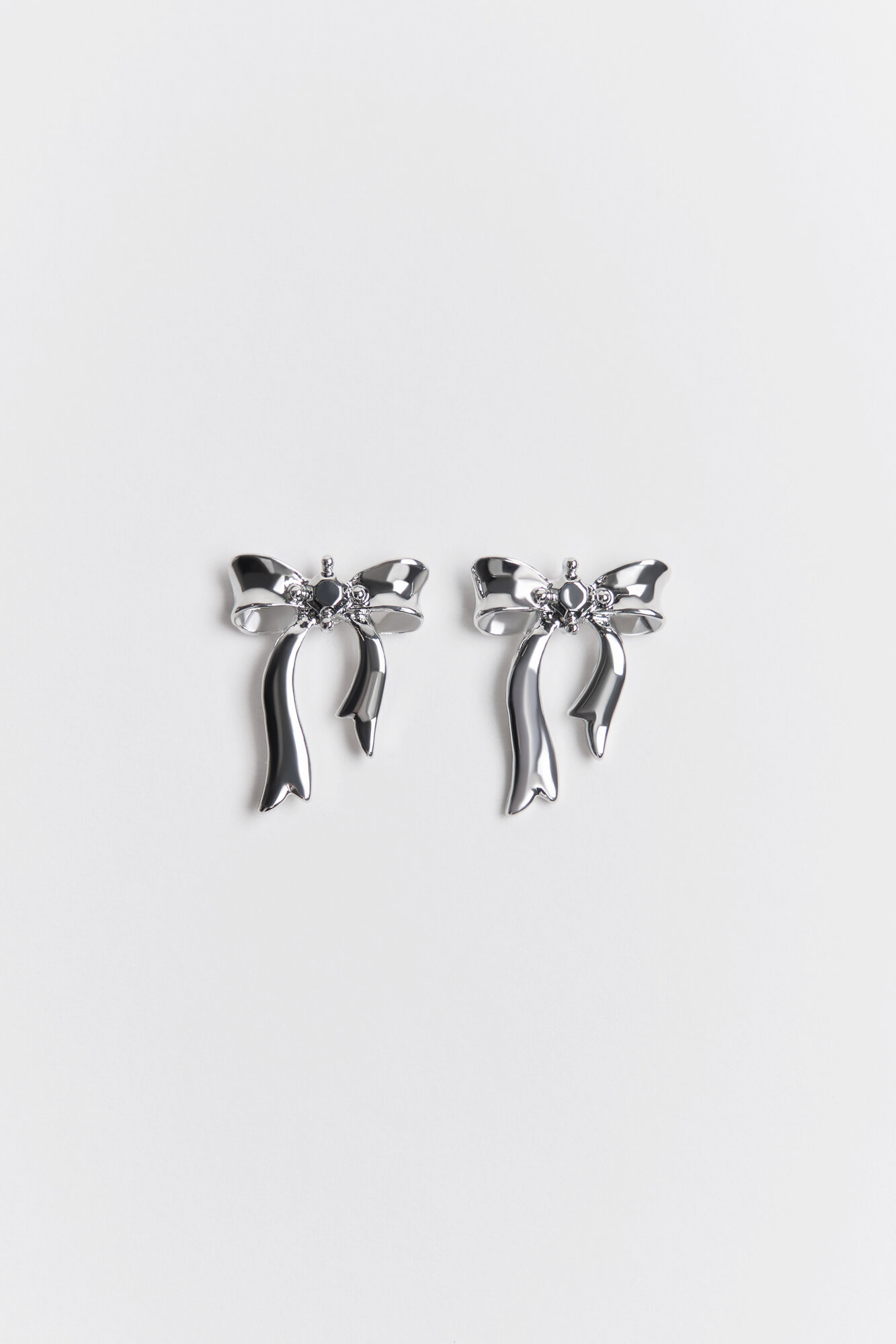 Серьги пусеты