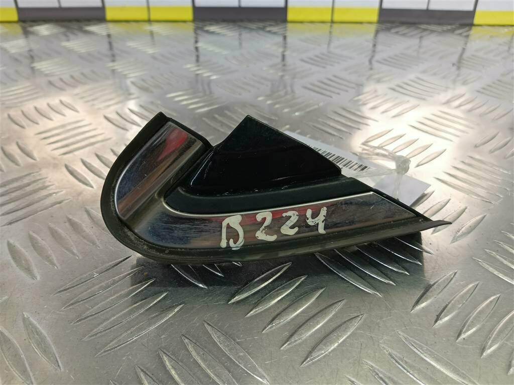 Накладка крыла переднего правая Б/У для HONDA CR-V III (2006—2009) 75490SWWE01