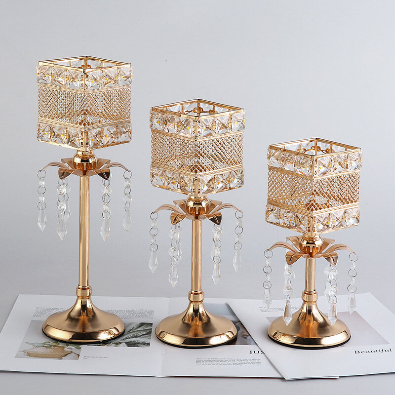 Набор хрустальных подсвечников, 3 штуки