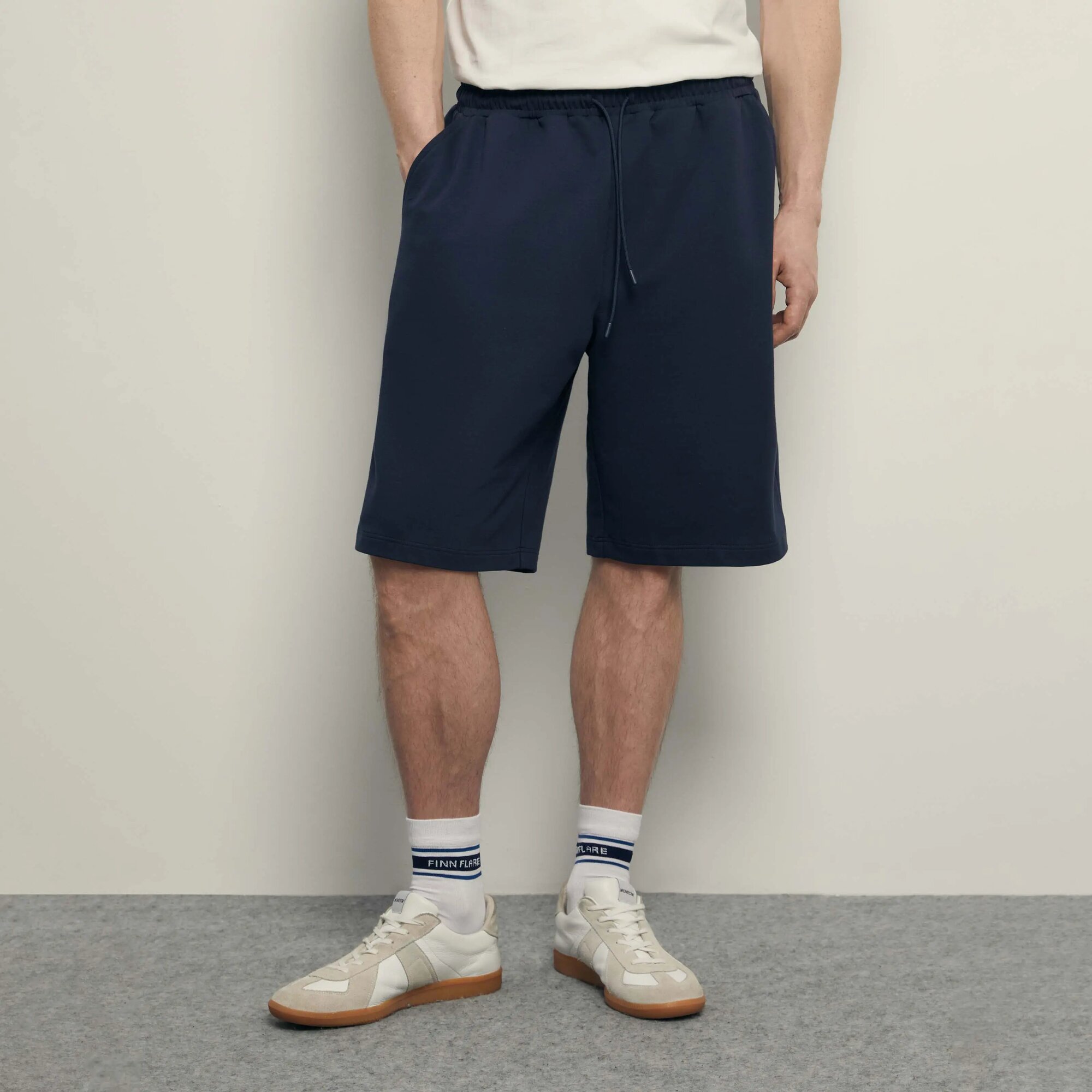 Шорты спортивные