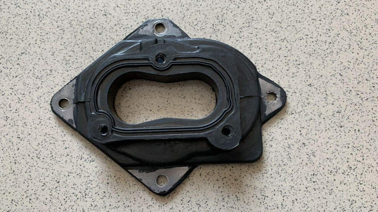 Фланец карбюратора VW Passat B3 1.6