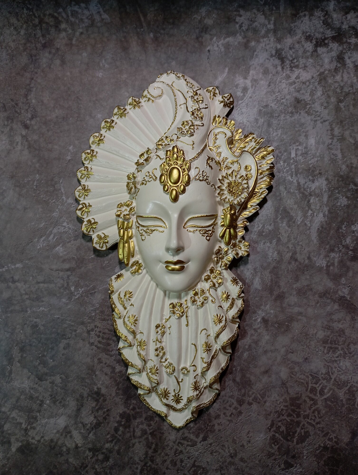 Настенное панно Венецианская маска. белая