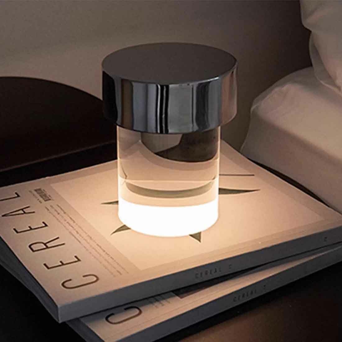 Дизайнерский минималистичный настольный светильник Last Order, 11 x 14 см (хром, гладкий)