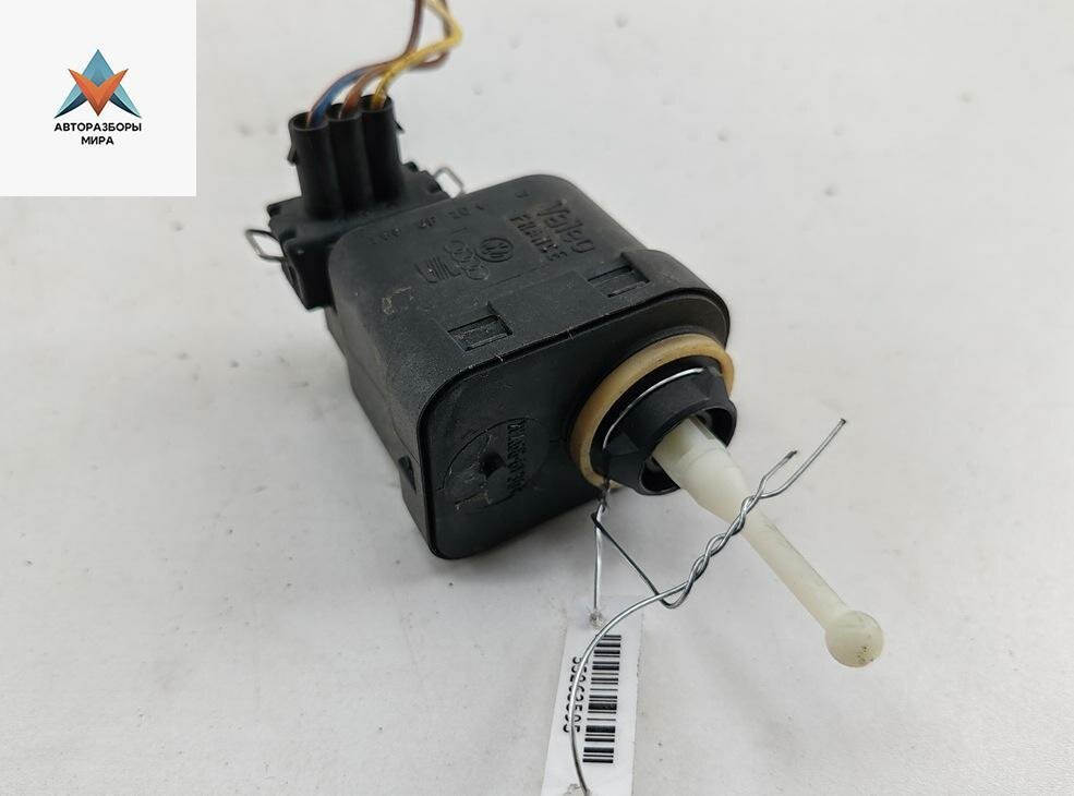 Корректор фар Audi A4 B5 1996 6K5941295