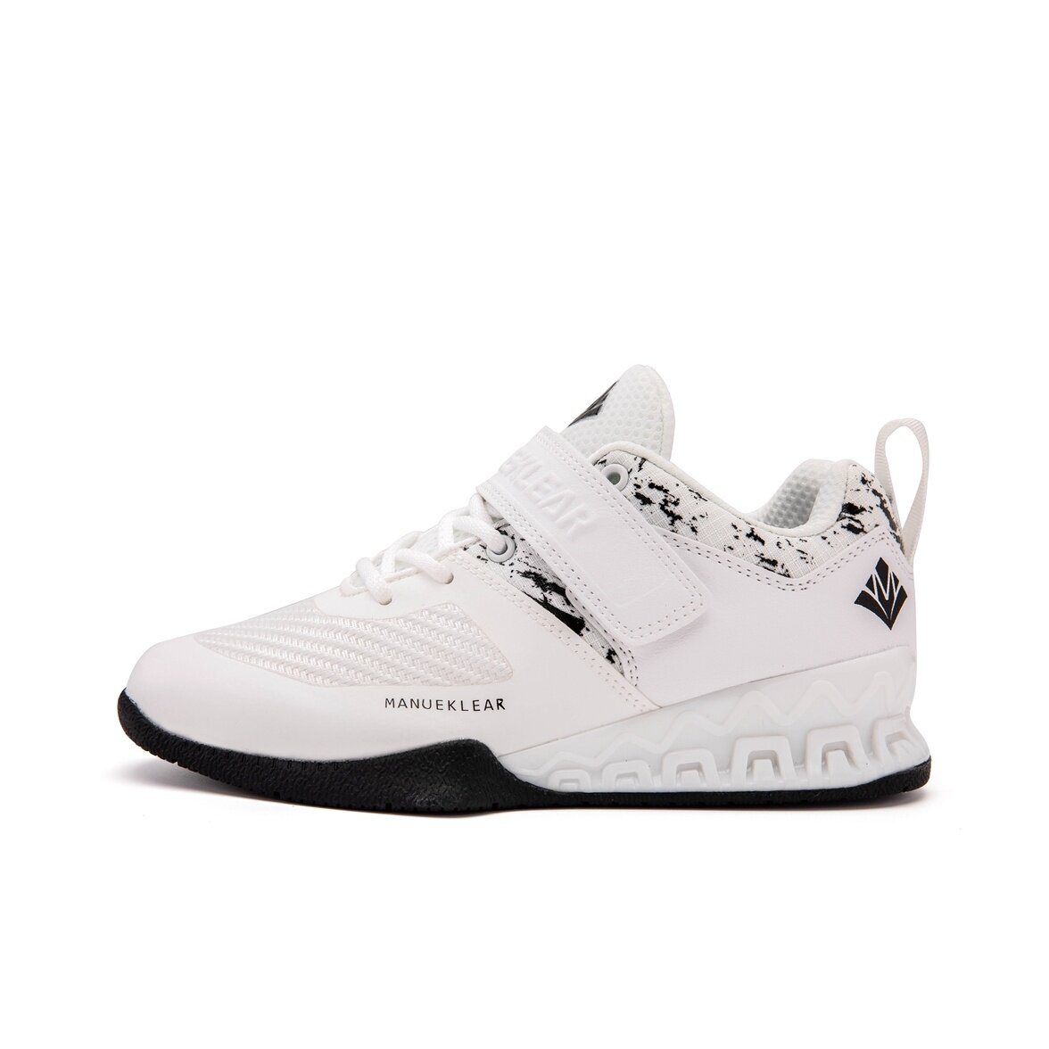 Кроссовки