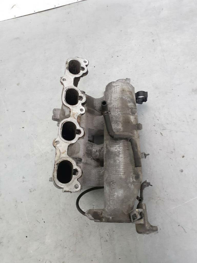 Впускной коллектор Nissan X-Trail T30 2004