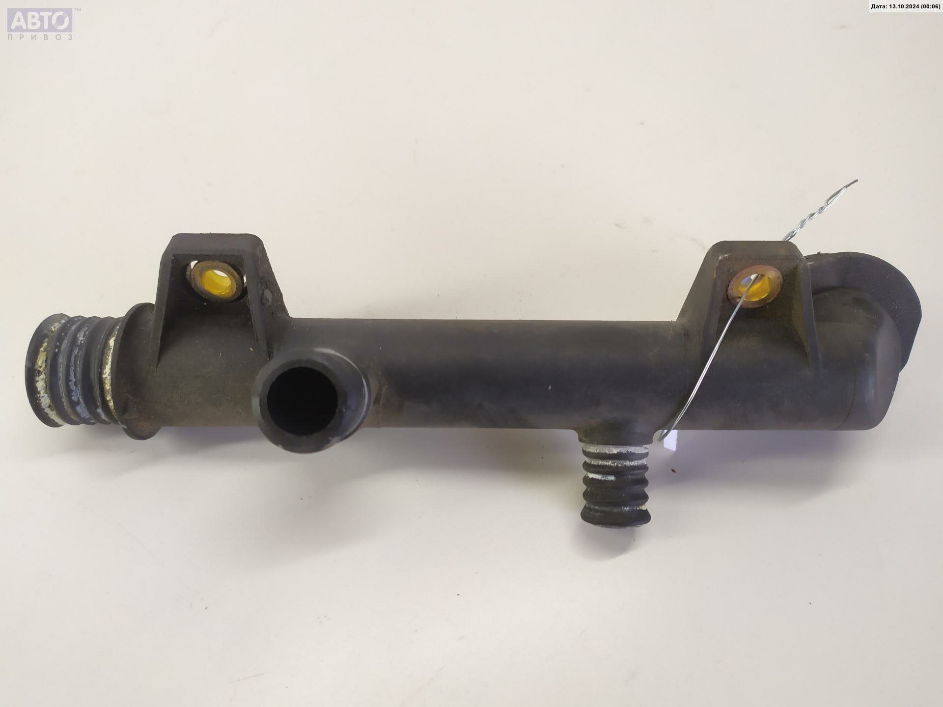 Фланец (тройник) системы охлаждения BMW 3 E36 (1991-2000)