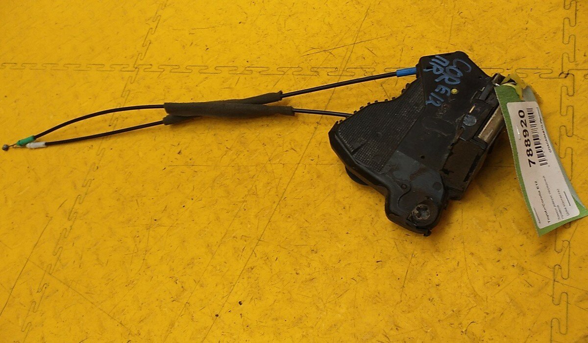 Замок двери передней правой Corolla E12 Toyota 6903002162