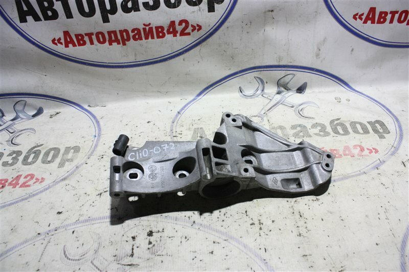 Б/У кронштейн генератора Renault Clio 2006 BR K4J780 11694 RENAULT арт. 8200242569