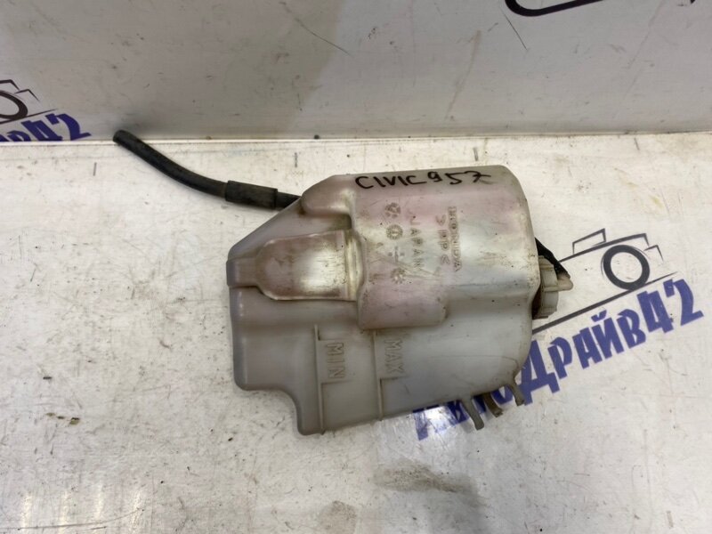 Б/У Расширительный бачок Honda Civic 4D 2008 FD1 R18A1 30667 HONDA арт. 19101RNAA01
