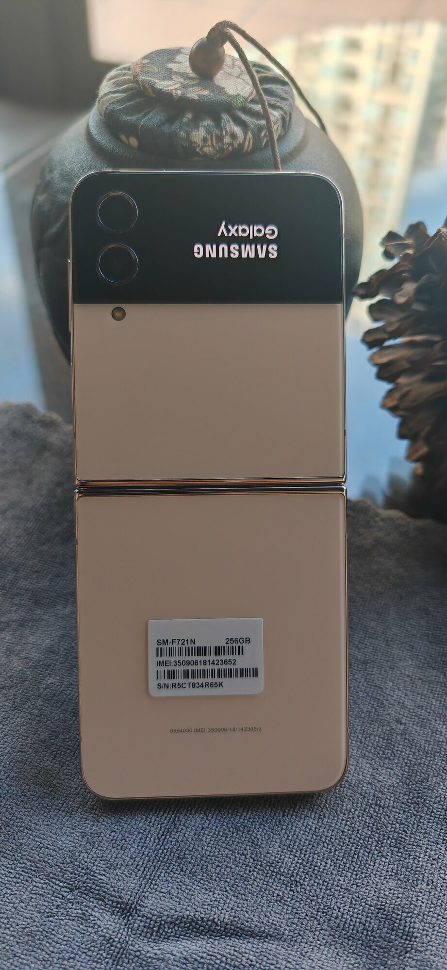 Оригинальный смартфон Samsung Galaxy Z Flip 4, экран 6.7", NFC, 8/512ГБ, раскладной телефон раскладной телефон Золотой