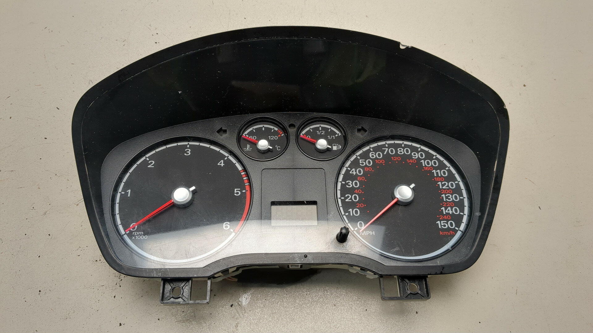 Приборная панель Ford Focus 2 Б/У