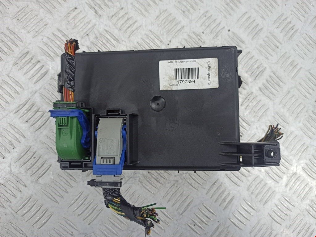 Блок предохранителей / 1797394 13320629 13320629 для Opel Corsa D (с пробегом)