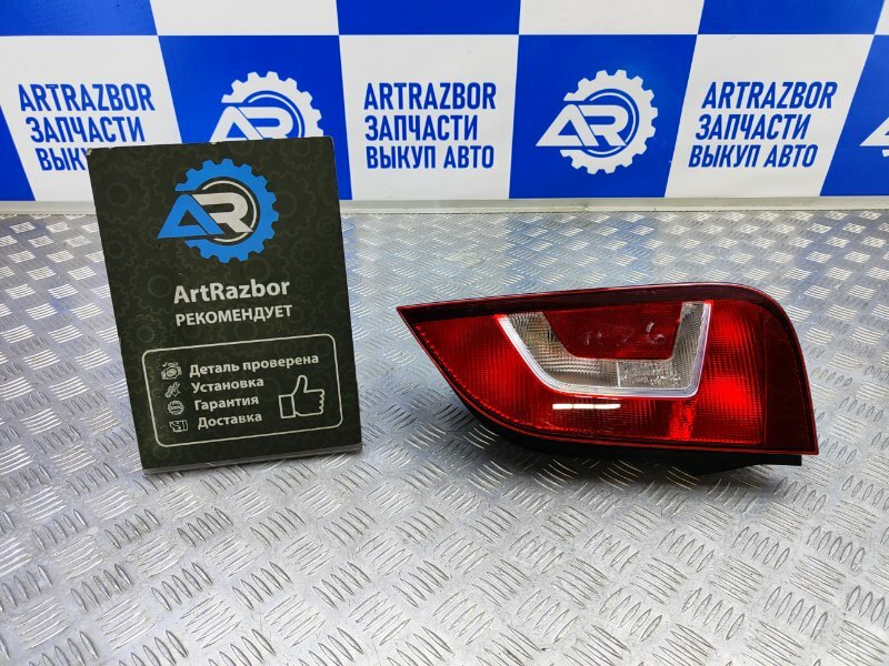 Б/У Фонарь задний правый Volkswagen Up! 121 / Фольксваген Up! 121 1.0 CHYB 75 Л.С. 2013