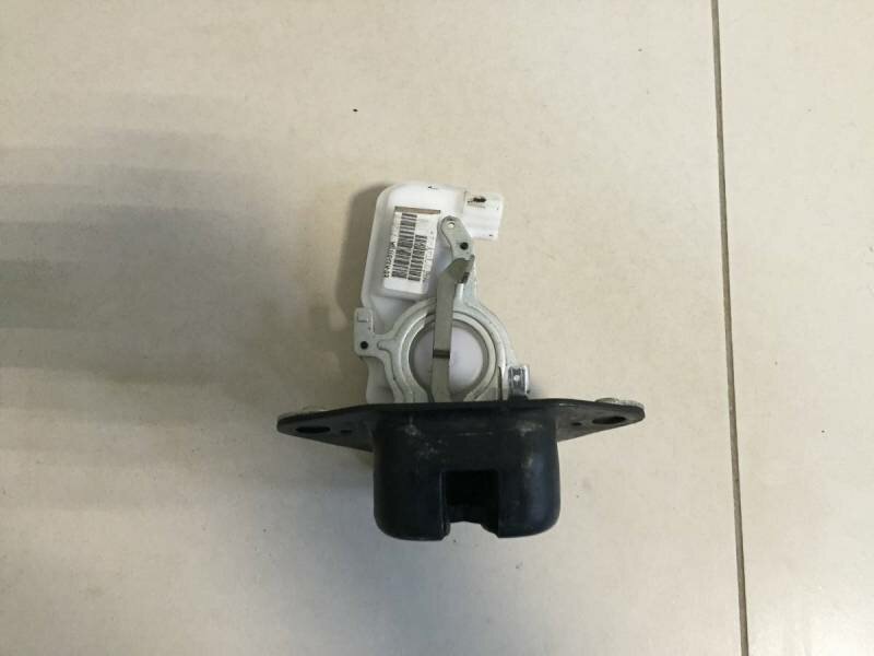 Замок багажника Honda CR-V 2007-2012