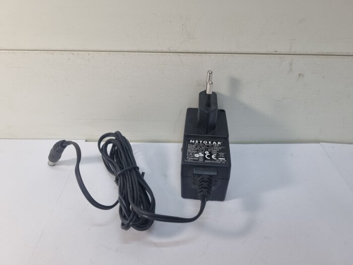 Блок питания внешний Netgeard 12V 1A MV12-Y120100-C5 PN 332-10181-01