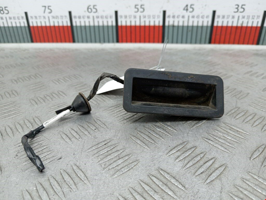 Ручка крышки багажника Ford Focus 2 1857333 арт. 2221716