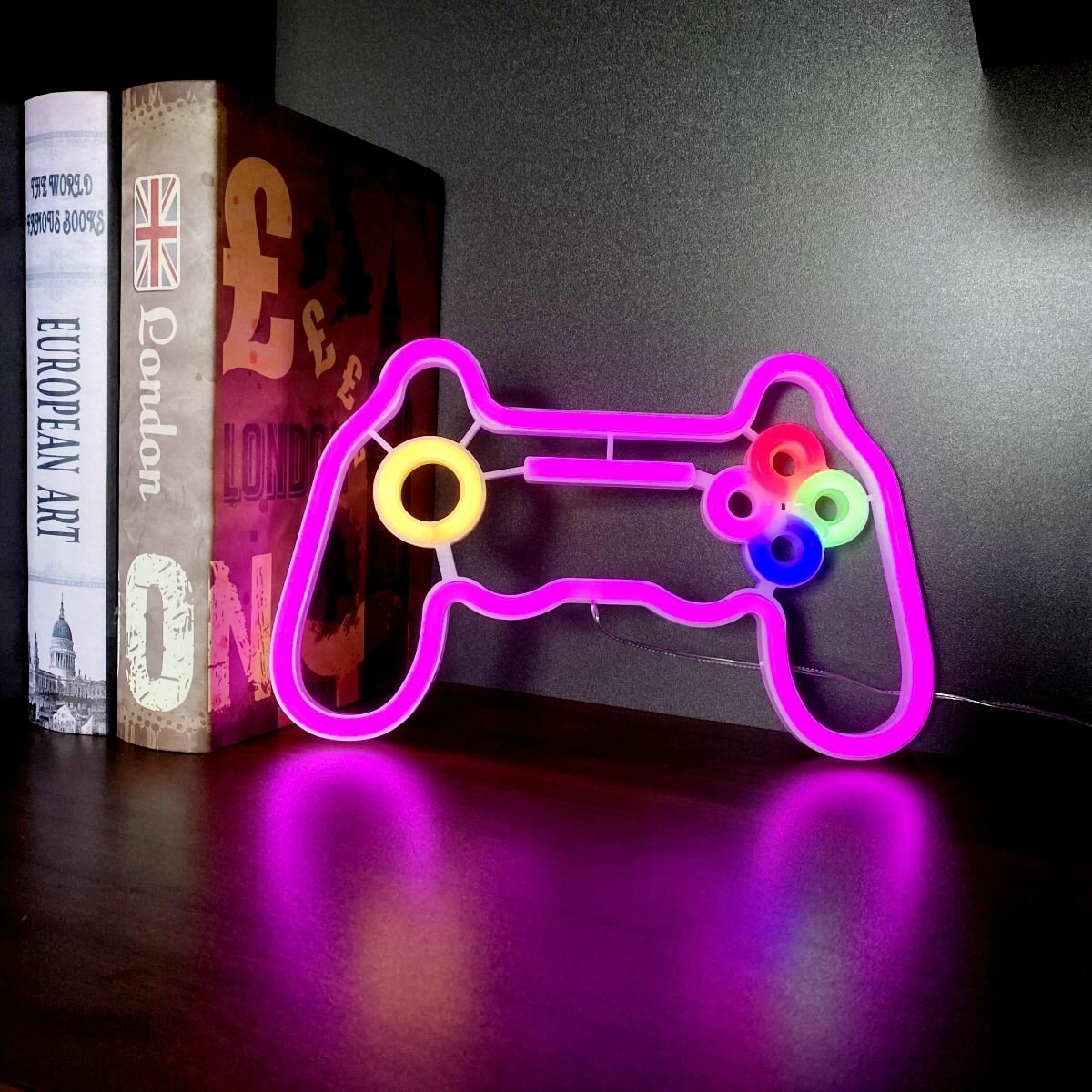 Настенный светильник