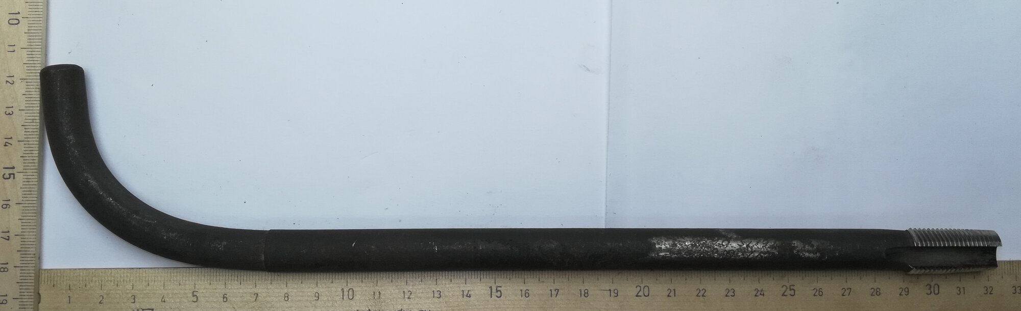 Метчик Гаечный М 16х1,5 с изогнутым хвостовиком Р6М5 320х60