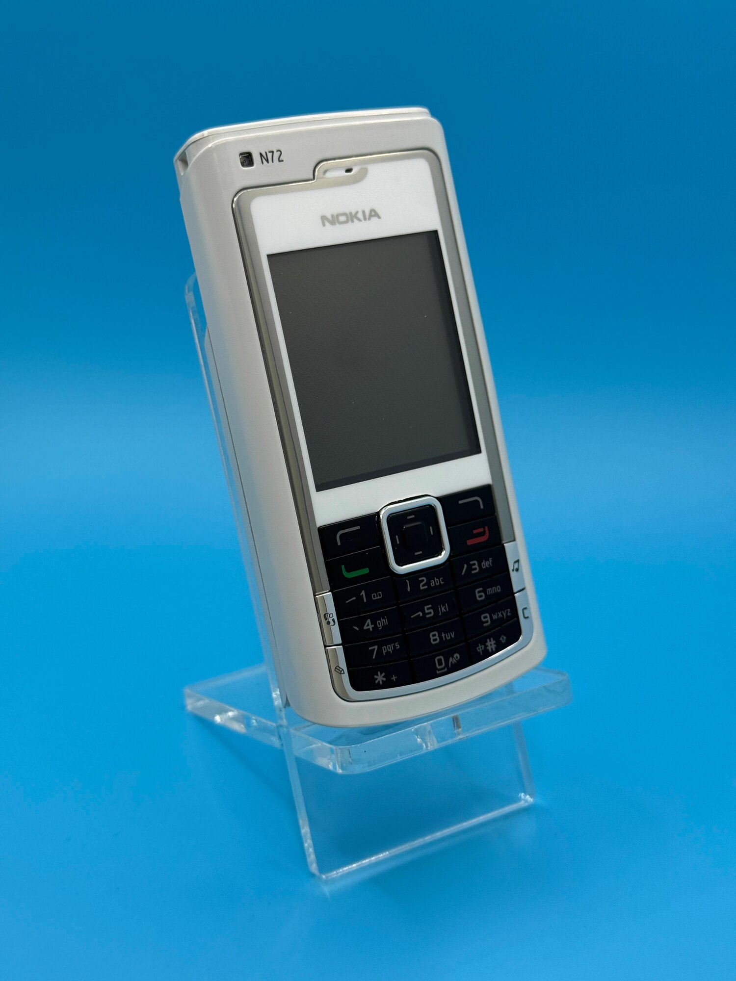Мобильный телефон Nokia N72