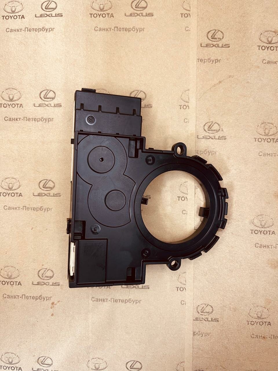 8924B-50050 Датчик положения руля Toyota Camry V70 Lexus ES