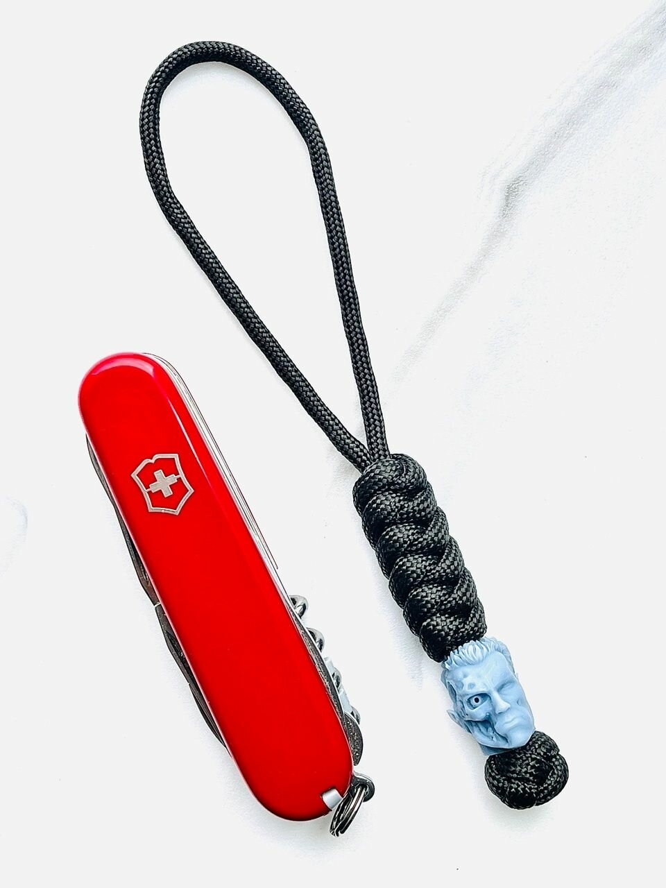 Темляк для ножа