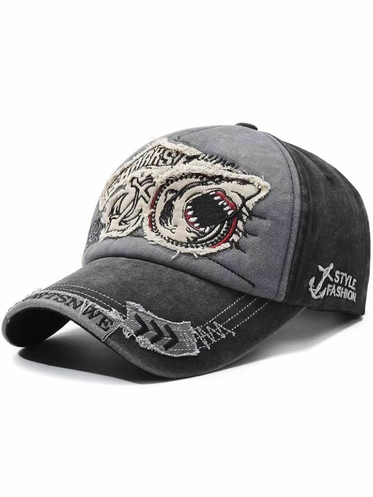 Бейсболка в стиле хип-хоп^