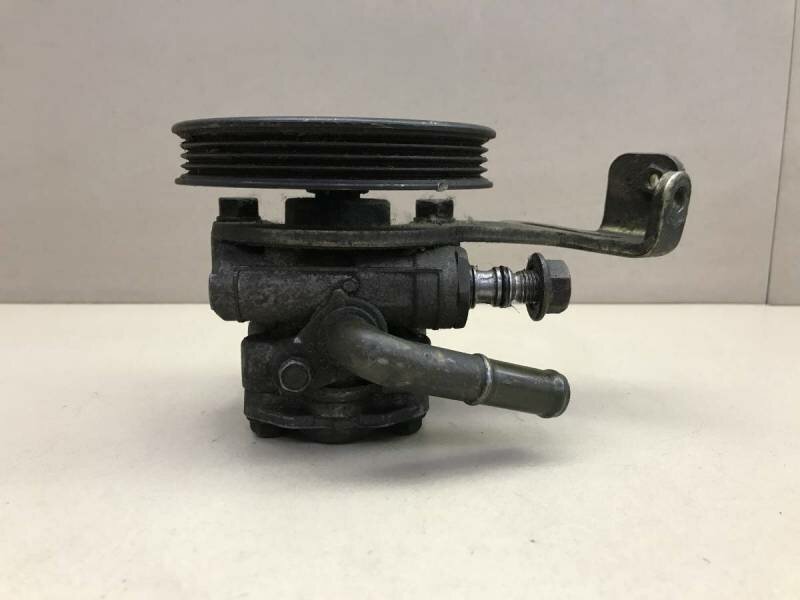 Насос гидроусилителя электрогидроусилитель, эгур Mazda Familia BJ 1998-2003 кат.номер: B45732600