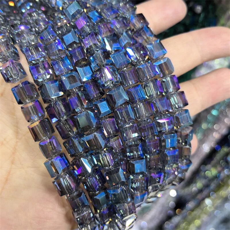 Стеклянные квадратные бусины 8 мм, 50 шт 23