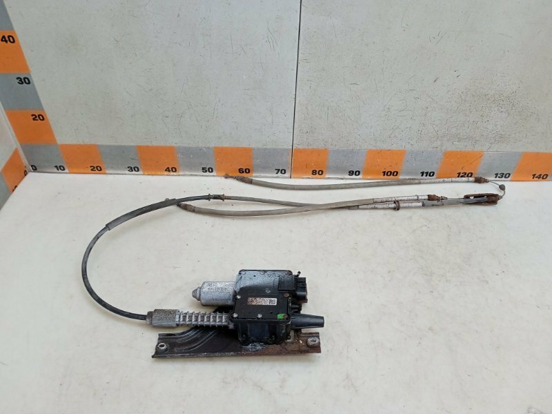 Б/У Моторчик стояночного тормоза Opel Insignia 2010 1 405916 OPEL арт. 13256105