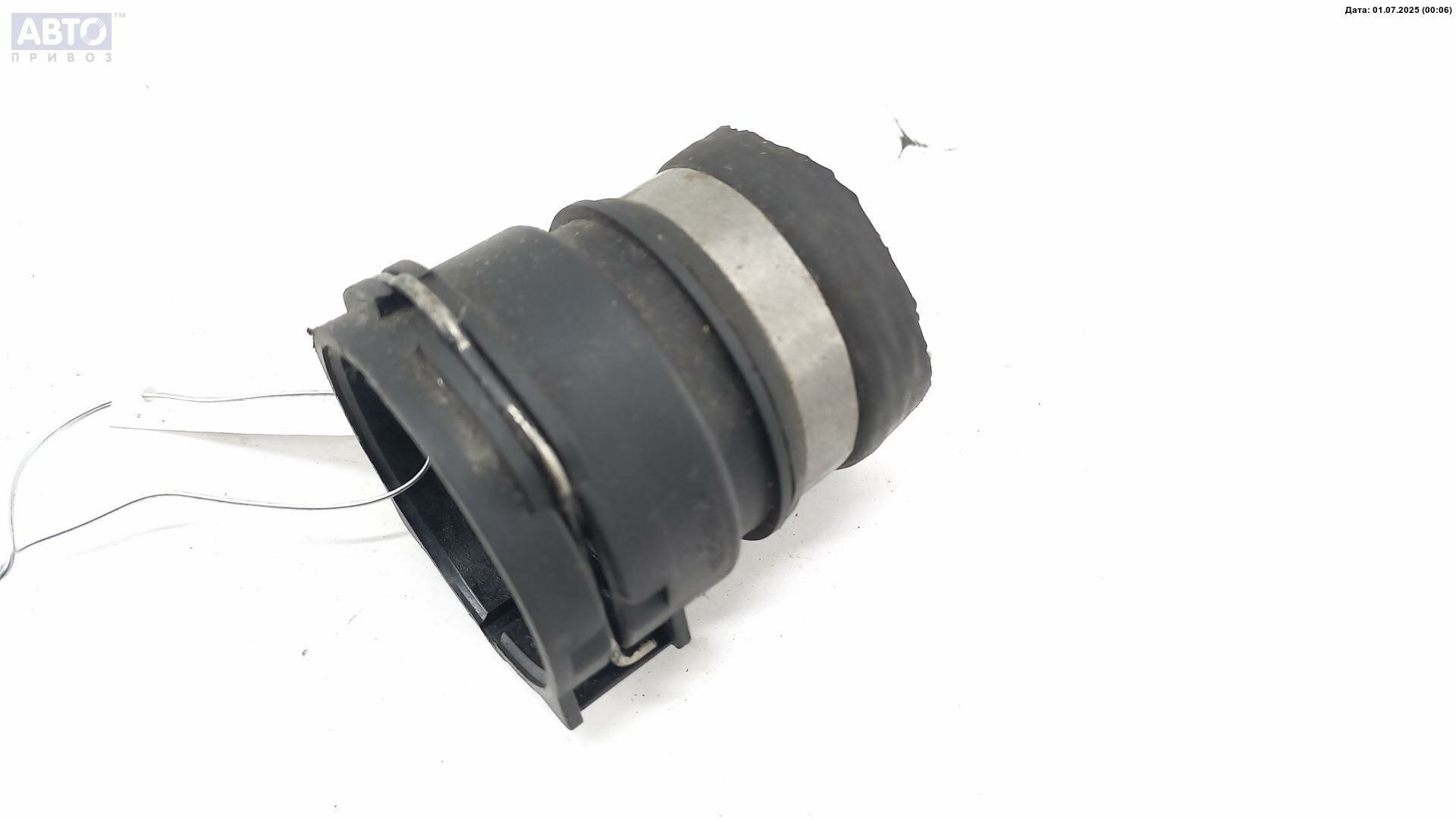 Фланец (тройник) системы охлаждения BMW 3 E46 (1998-2006)