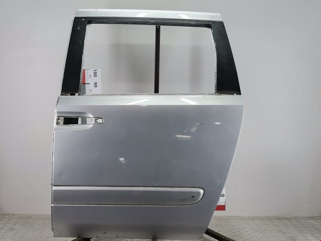 Дверь сдвижная левая Kia Carnival (Sedona) 2 (VQ) 770034D030 арт. 2225148