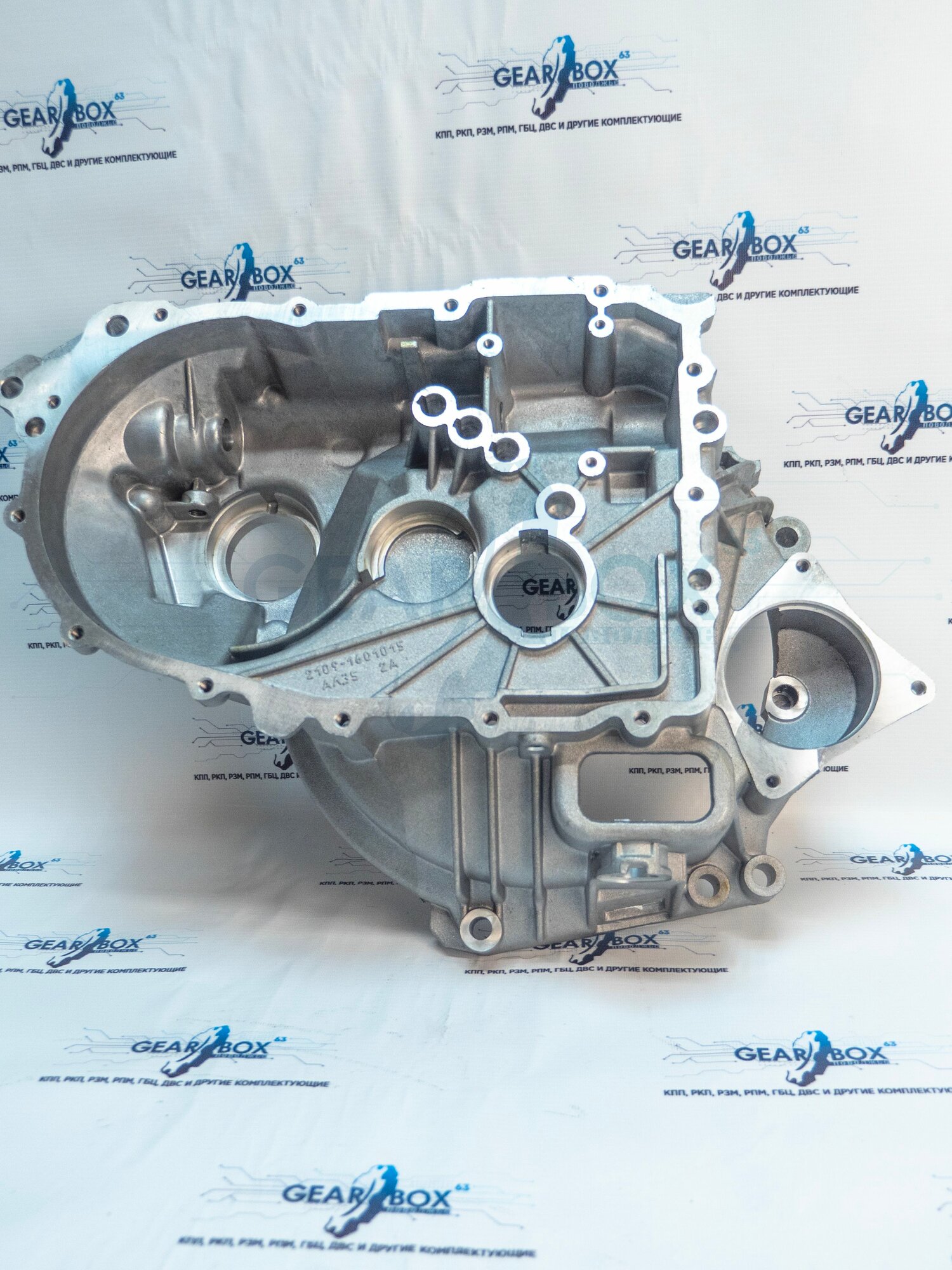 Картер сцепления КПП 2109 (3 шпильки) для ВАЗ 2114 - 2115