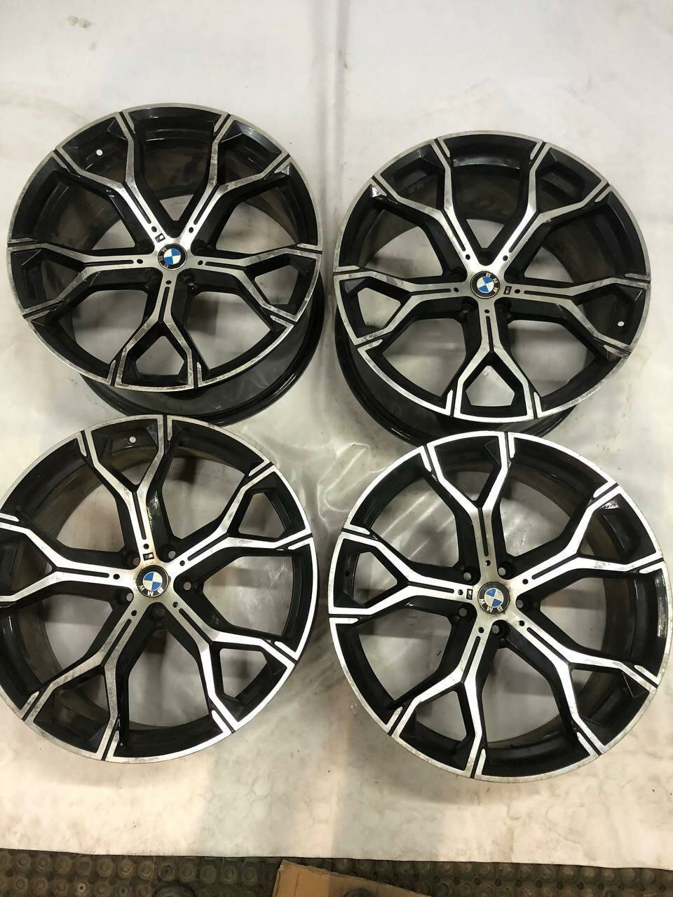 Колесные диски Replica 22x10.5 PCD 5x112 D66.6 ET43 (Реплика)