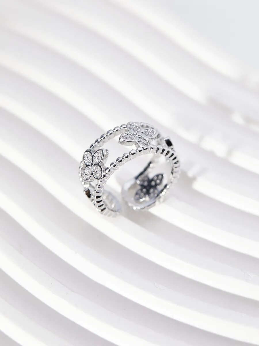 Кольцо обручальное, кристалл, фианит, кристаллы Swarovski, безразмерное, серый, белый — фото 1