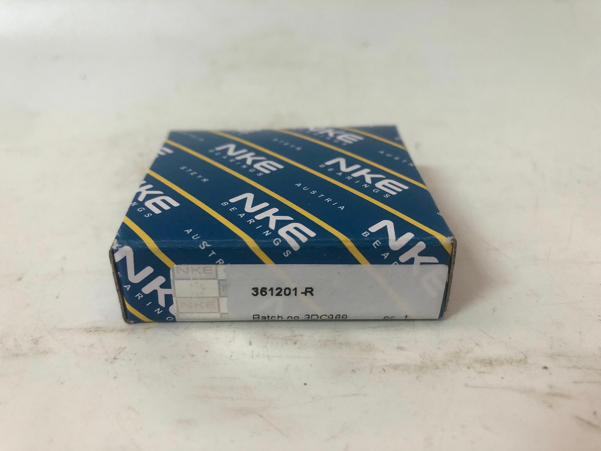 Подшипник NKE Австрия 361201. R 1шт (12x35x10)