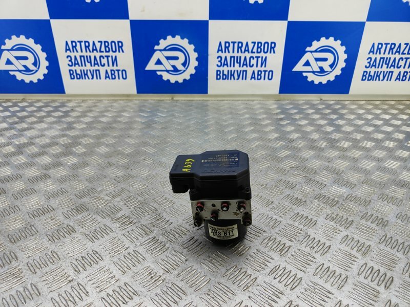 Б/У Блок ABS (насос) Hyundai Santa Fe Classic 1 SM / Хендай Санта Фе Классик 1 SM 2.7 G6BA 173 Л.С 2008