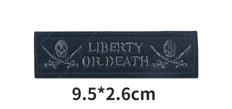 Черная нашивка "Liberty or Death" 9.5*2.6см, V00335-8-4