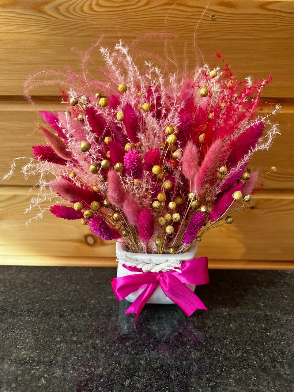 Композиция из натуральных сухоцветов в вазе «Малиновая феерия», 27 см